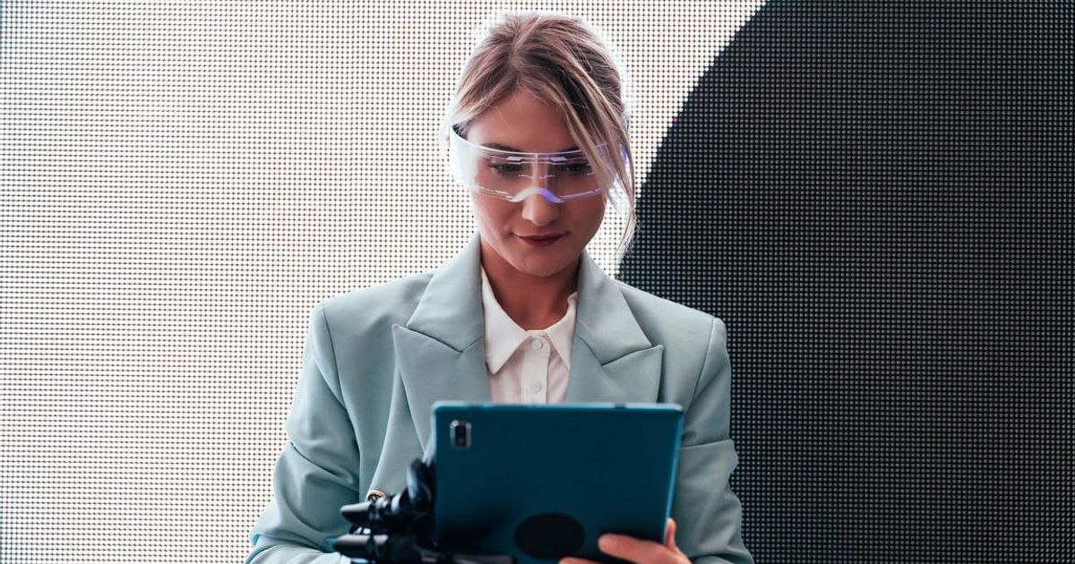 AI Uncovers Hidden Media Bias in News Coverage